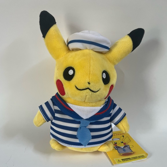 Pokemon | Toys | Pokmon Beach Walk Pikachu Pikachu Celebrations 25 ...